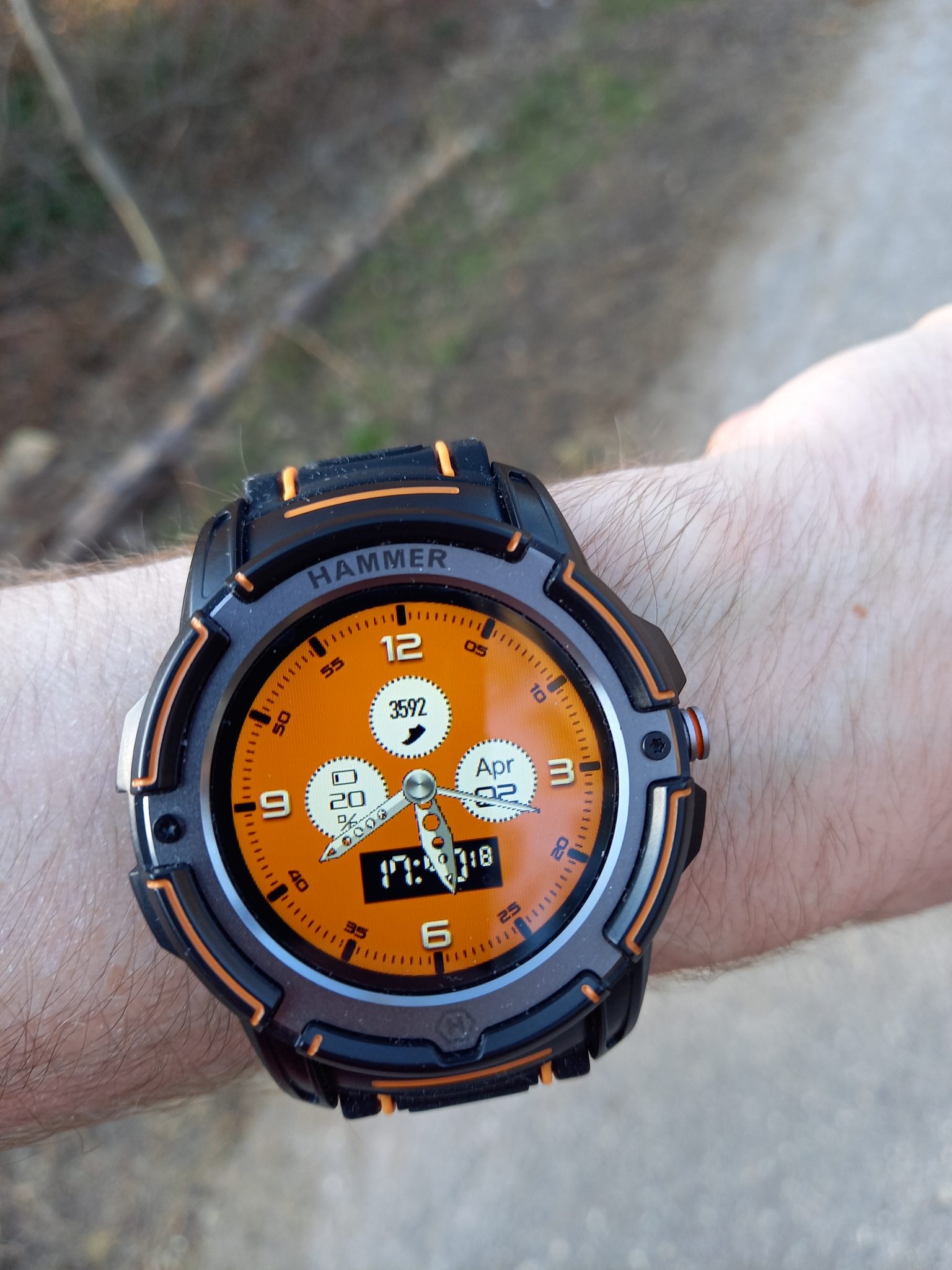 HAMMER Watch - recenzja wzmocnionego zegarka - halohalo.pl